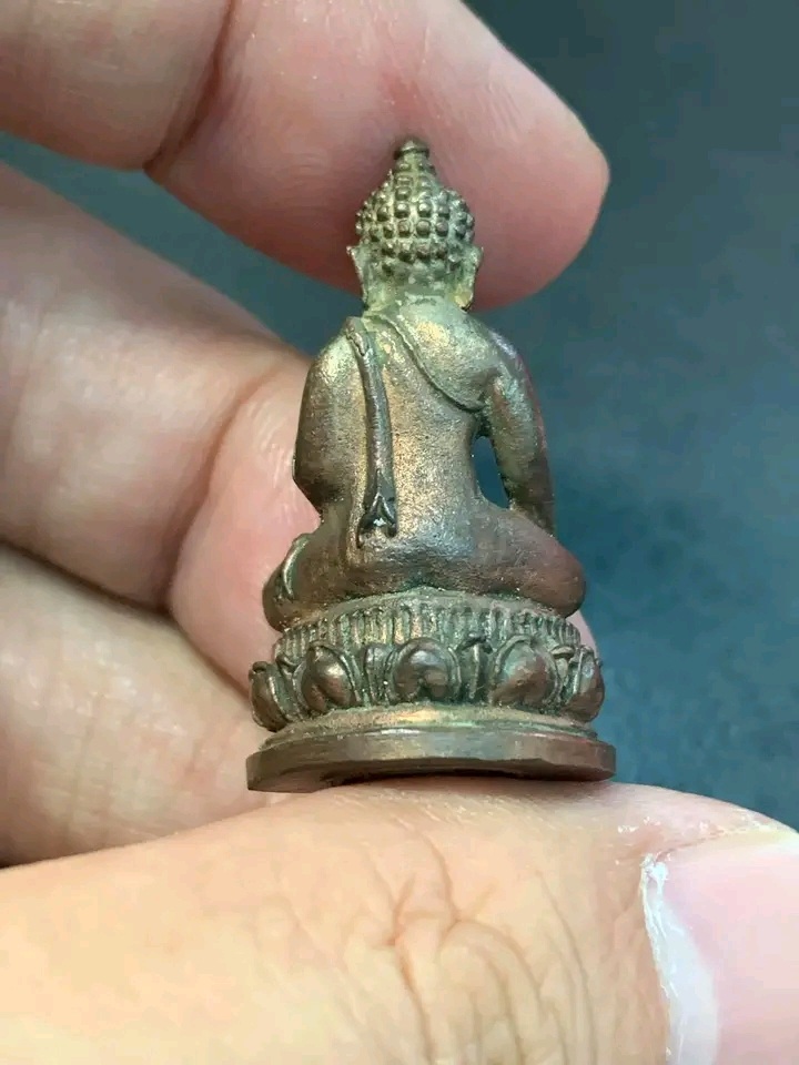 พระกริ่งนเรศวรเมืองงาย - masteramulet.com